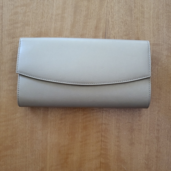 La Regale | Bags | La Regale Gold Clutch Purse | Poshmark